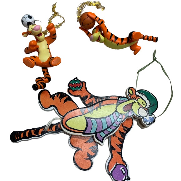 Hallmark | Holiday | Bundle Of 3 Tigger Disney Hallmark Winnie The Pooh ...